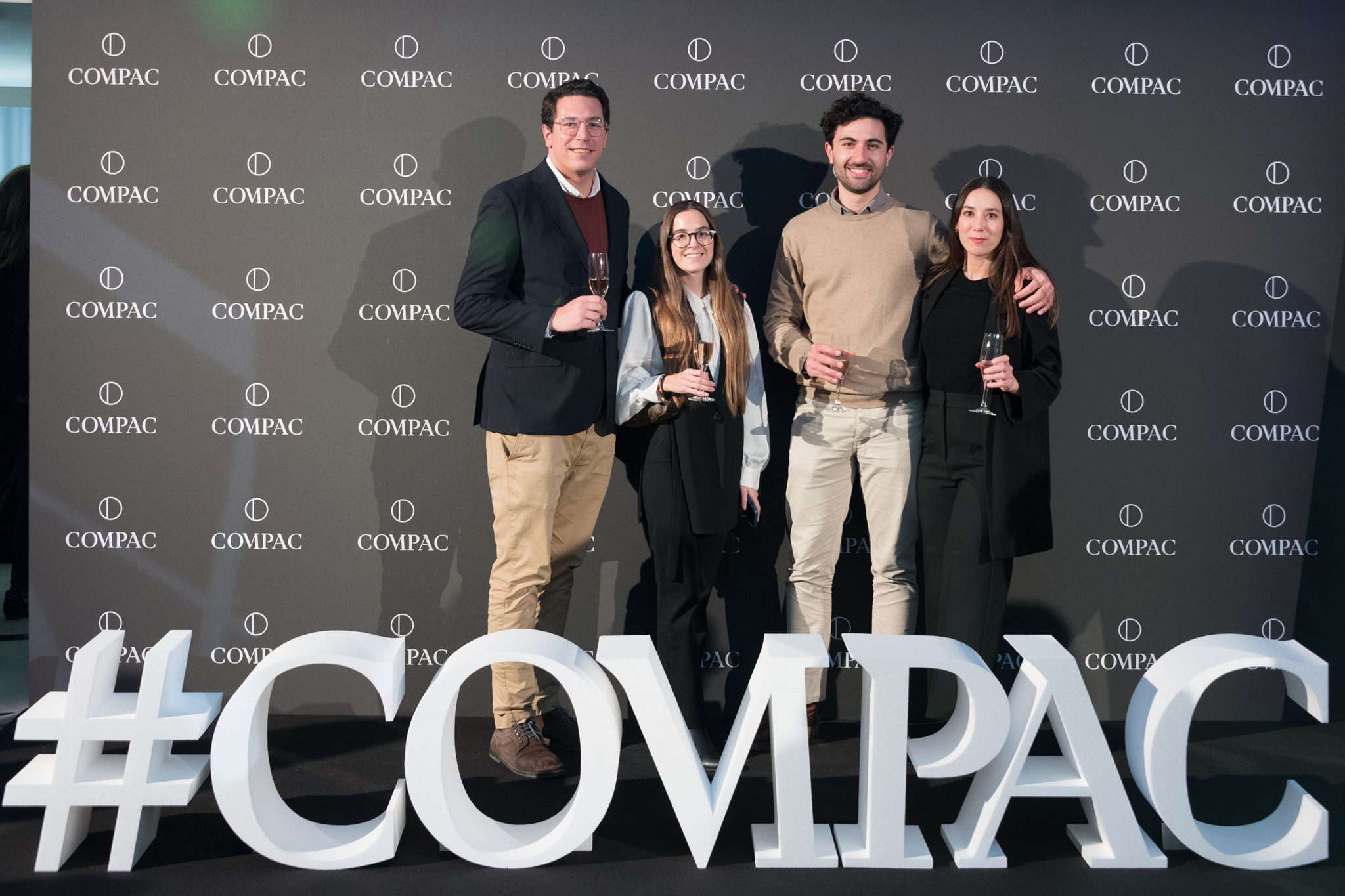COMPAC PREMIÈRE